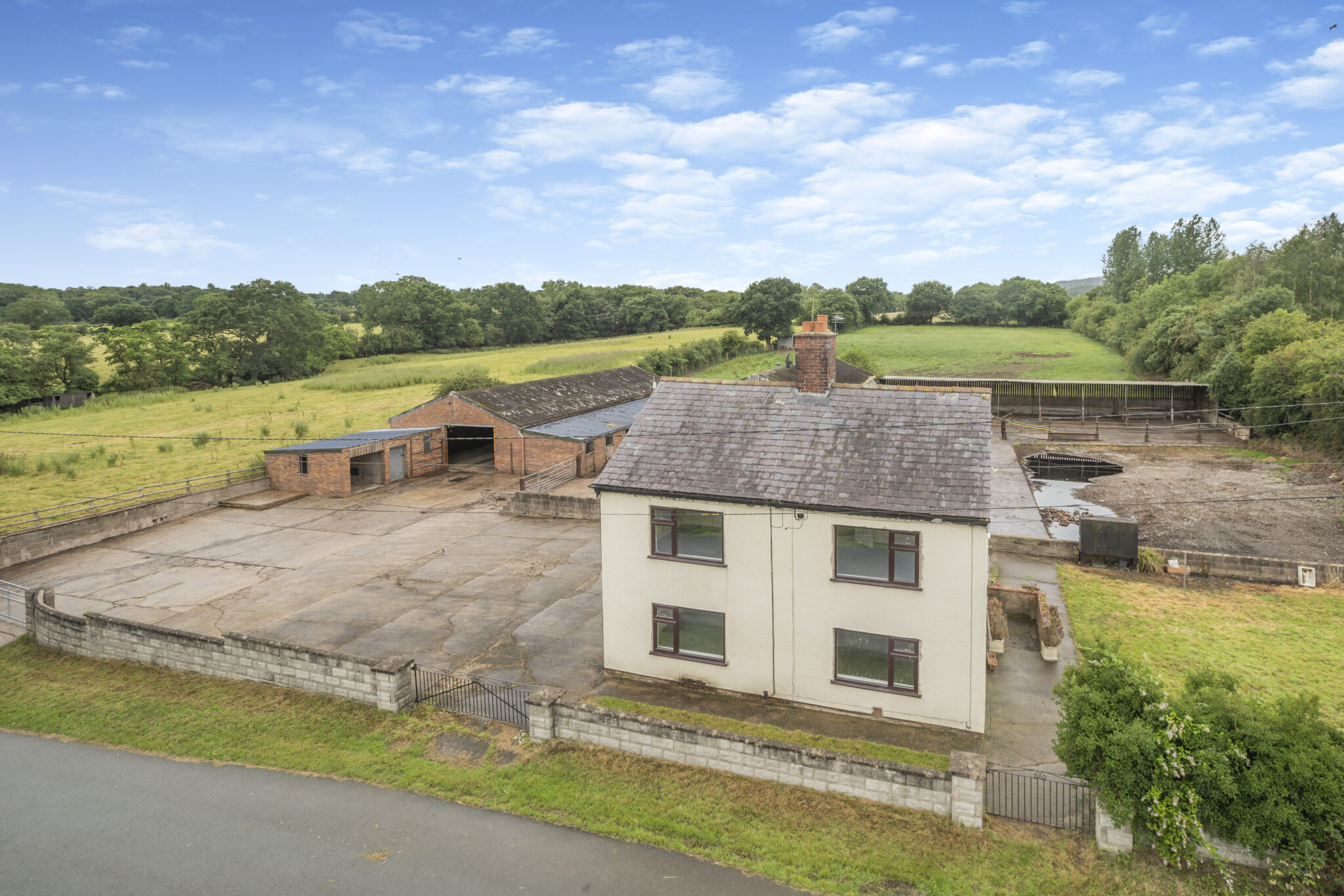 Cae Coch, Golly, Rossett, Wrexham, LL12 0AL | Rural Property, Land ...